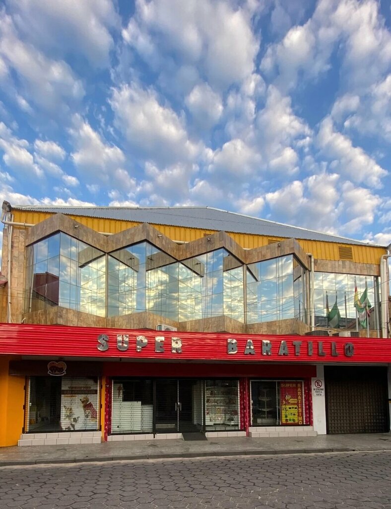 Market Super Baratillo, Santa‑Krus, foto