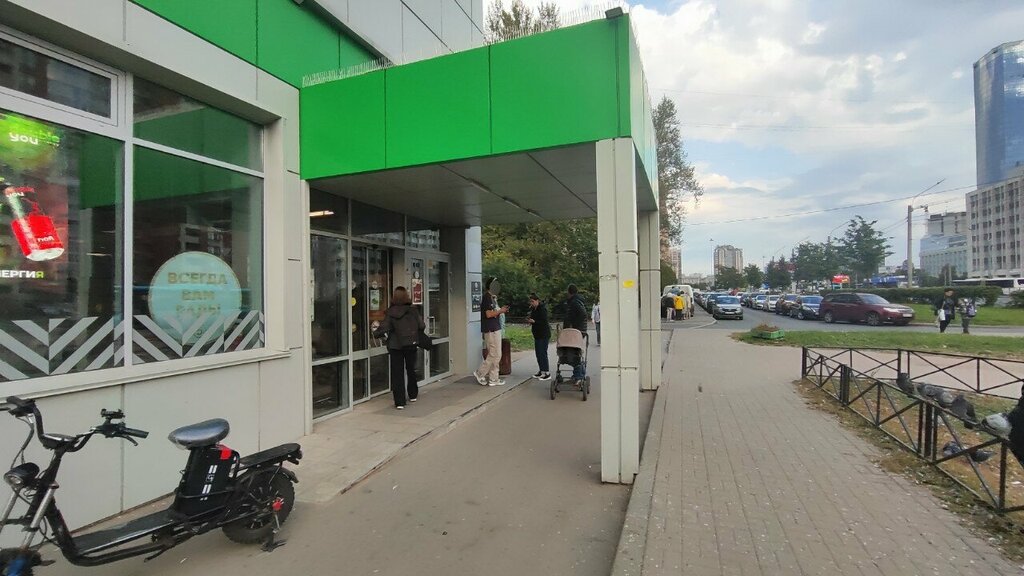 Parsel otomatı 5Post, Saint‑Petersburg, foto