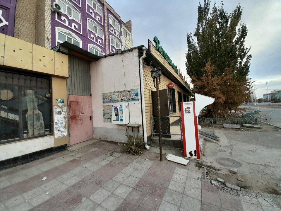 Su otomatı Третий кран, Kızılorda, foto