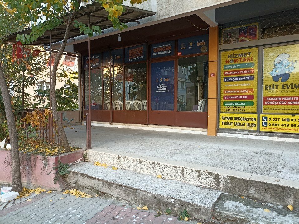 Siyasi partiler Akp Karlıktepe Mahallesi İrtibat Bürosu, İstanbul, foto