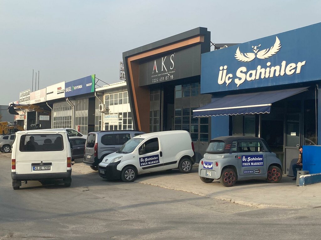 Otomobil parçaları imalatı Üçşahinler Otomotiv, Bursa, foto