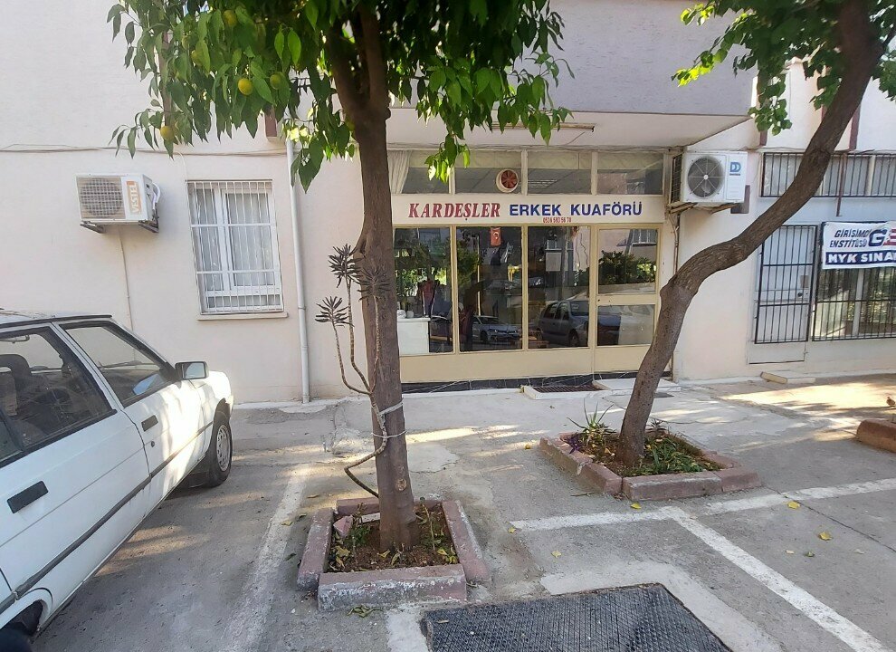 Berberler Kardeşler erkek kuaförü, Adana, foto