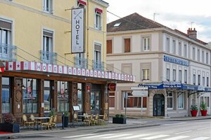 Commerce et Touring (Bourgogne-Franche-Comté, Saône-et-Loire, Arrondissement d'Autun, Autun, Avenue de la République), otel