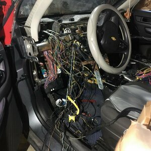 Tiryaki Oto Elektrik (Sarıkız Mah., 119. Sok., No:24, Edremit, Balıkesir), otomobil servisi  Edremit'ten