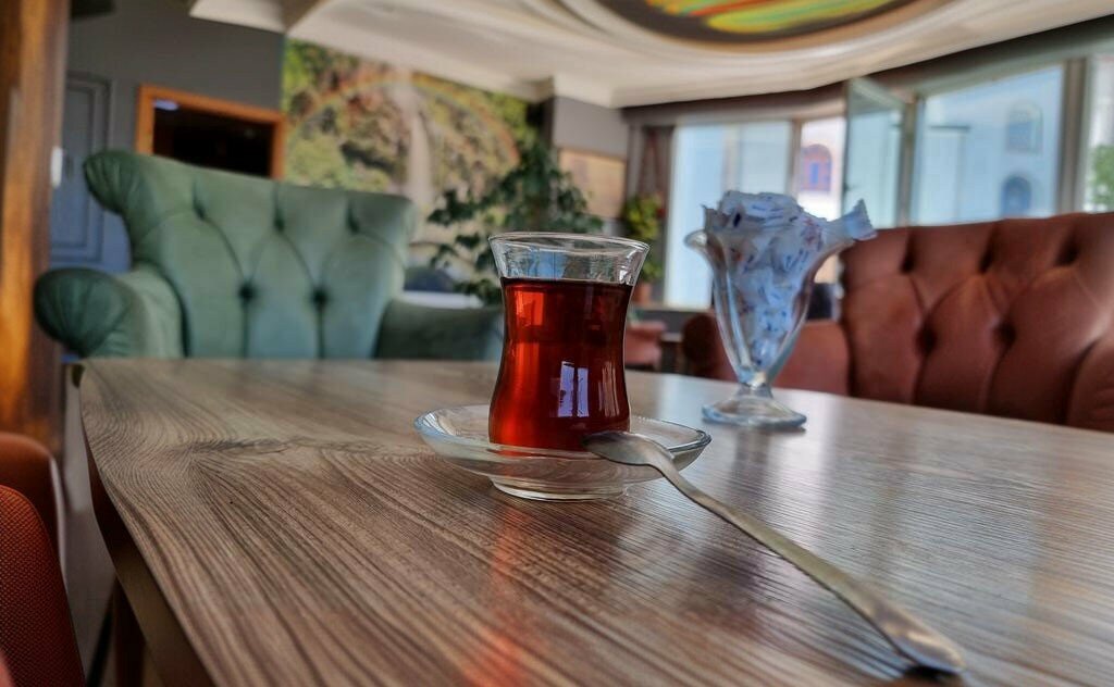Kafe Cafe Feliçita, Karakoçan, foto