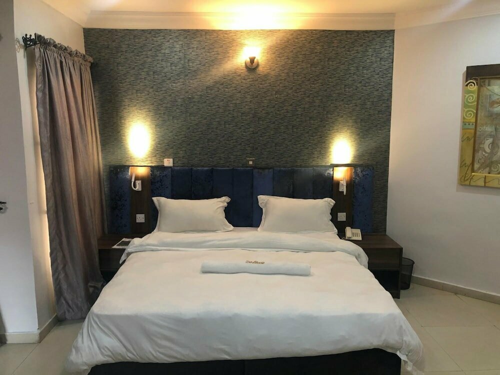Otel Solitude Hotel Yaba, Lagos, foto
