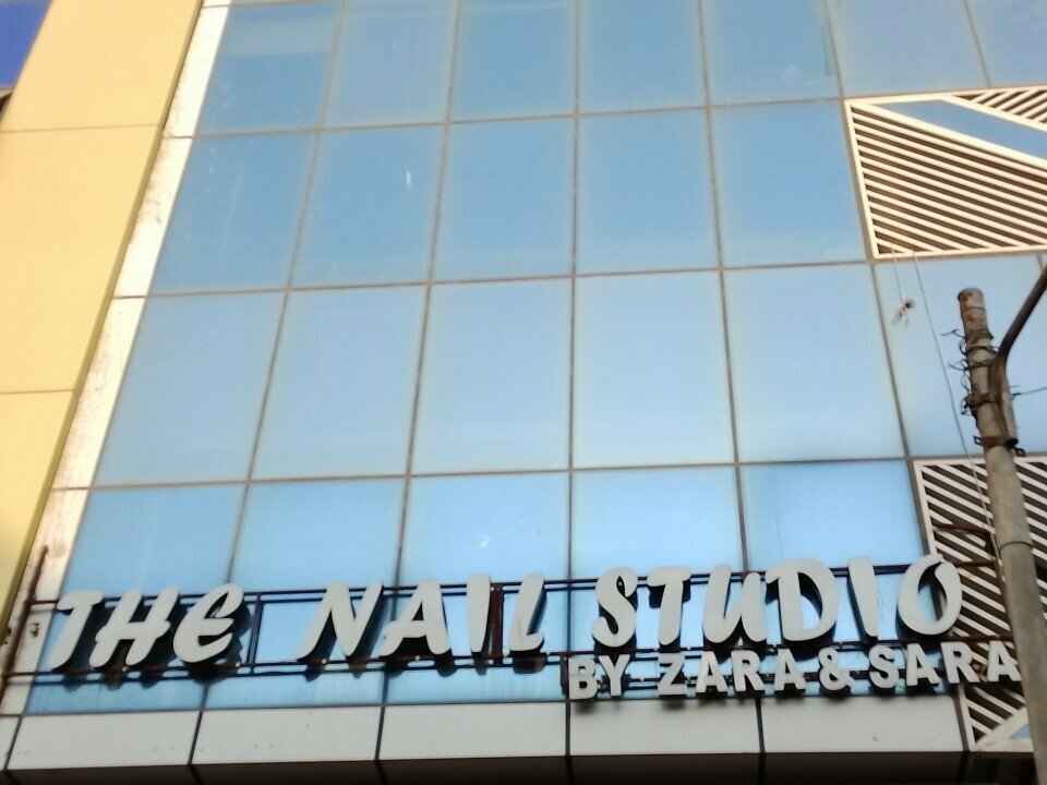 Grafik tasarımcılar The nail studio b, Karaçi, foto