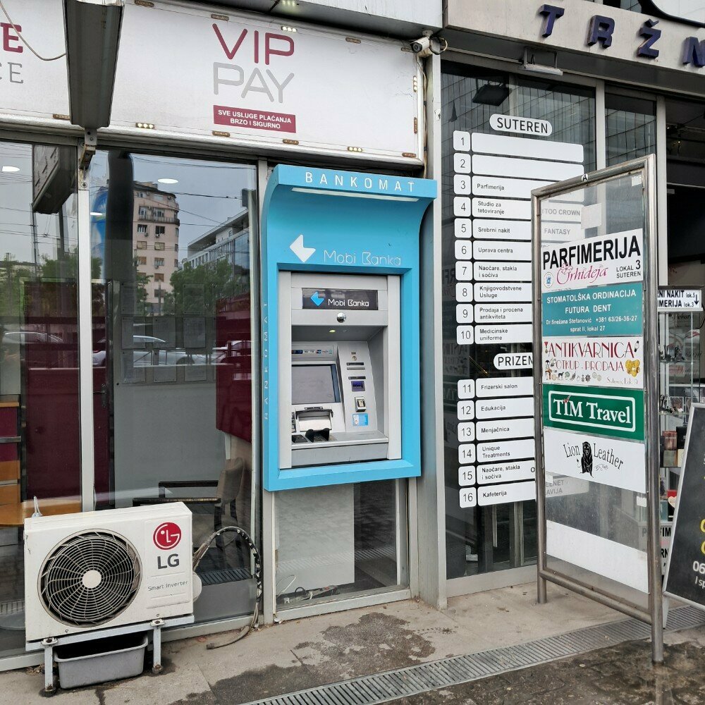 ATM'ler Yettel. bank, Belgrad, foto