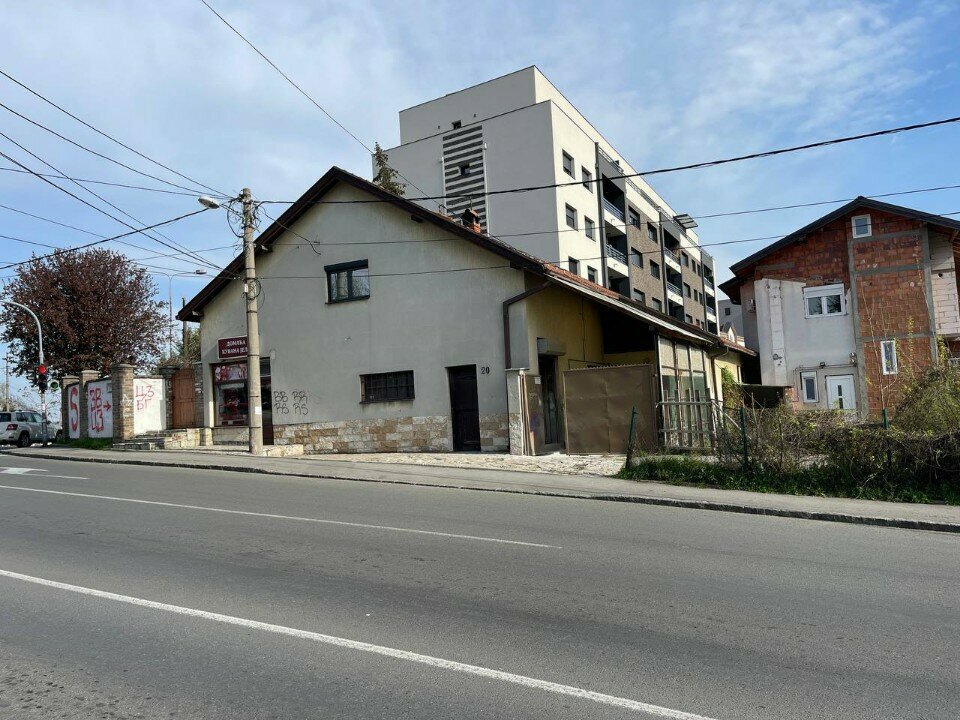 Kuyumcular Max Silver-kuća lepog nakita, satova i parfema, Dünya, foto