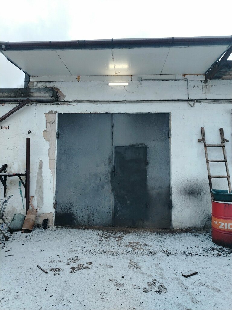 Otomobil servisi Автосервис, Slantsy, foto