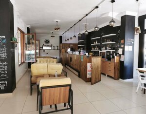 Café La Casa (Tekirdağ, Marmaraereğlisi, Yeniçiftlik Mah., Atatürk 2 Sok., 5), kafe  Marmara Ereğlisi'nden
