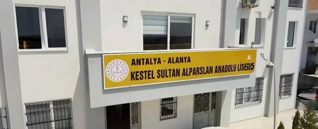 Lise Kestel Sultan Alparslan Anadolu Lisesi, Alanya, foto