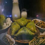 Katmerci Menduh (Şanlıurfa, Karaköprü, Balık Ayağı Bul., 15), pasta, şekerleme ve tatlı  Karaköprü'den