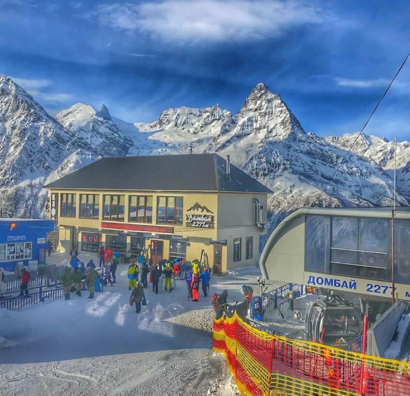 Kafe Домбай 2277 м, Karaçay‑Çerkez Cumhuriyeti, foto