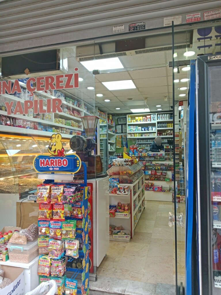 Market Tat-Al Kuruyemiş, İstanbul, foto