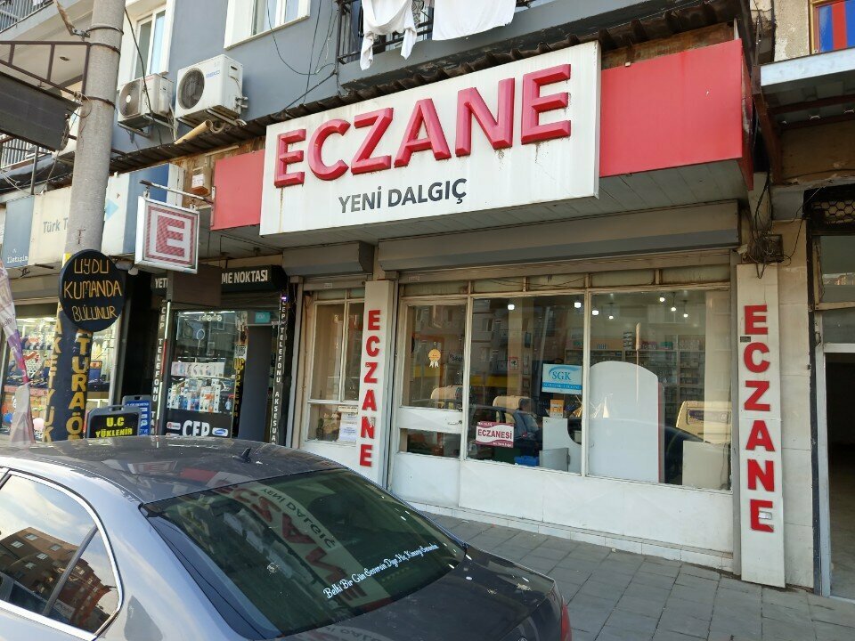 Eczaneler Yeni Dalgıç Eczanesi, İzmir, foto
