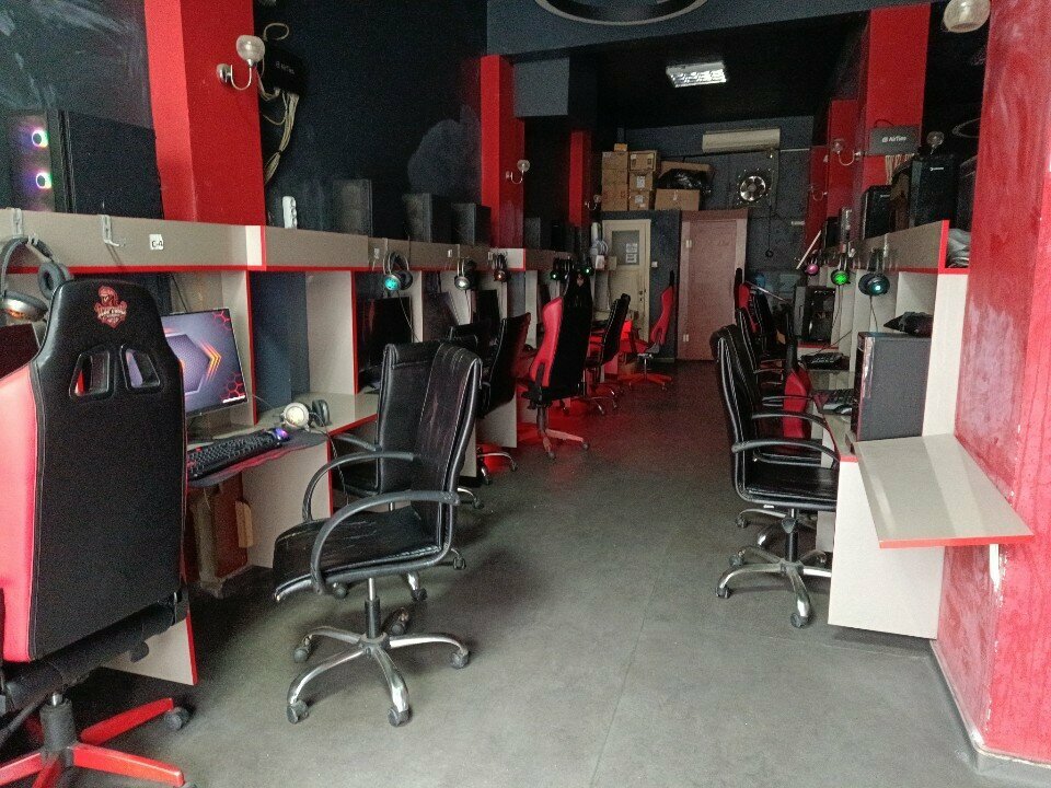 i̇nternet kafeler Raptors İnternet Cafe, İstanbul, foto