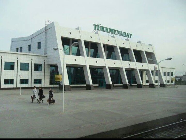 Tren istasyonu Türkmenabat İstasyonu, Türkmenabat, foto