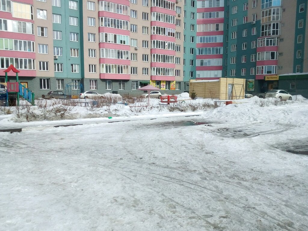 Oyun alanı Playground, Omsk, foto