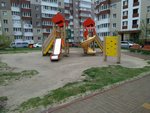 Playground (Stroiteley Boulevard No:47, Belgorod), oyun alanı  Belgorod'dan
