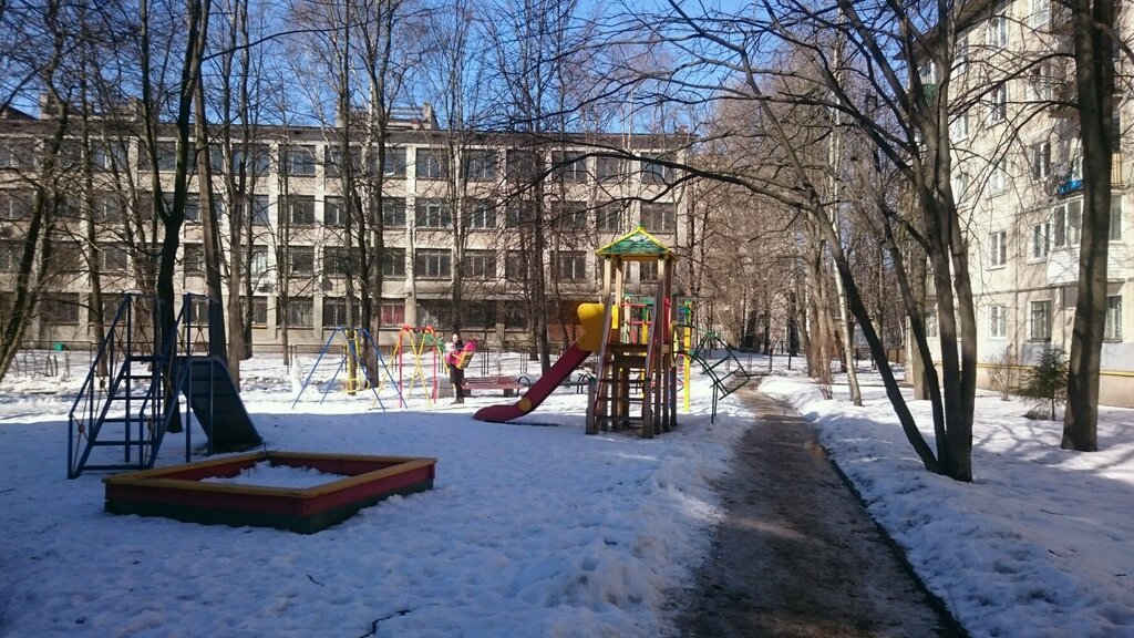 Oyun alanı Playground, Saint‑Petersburg, foto