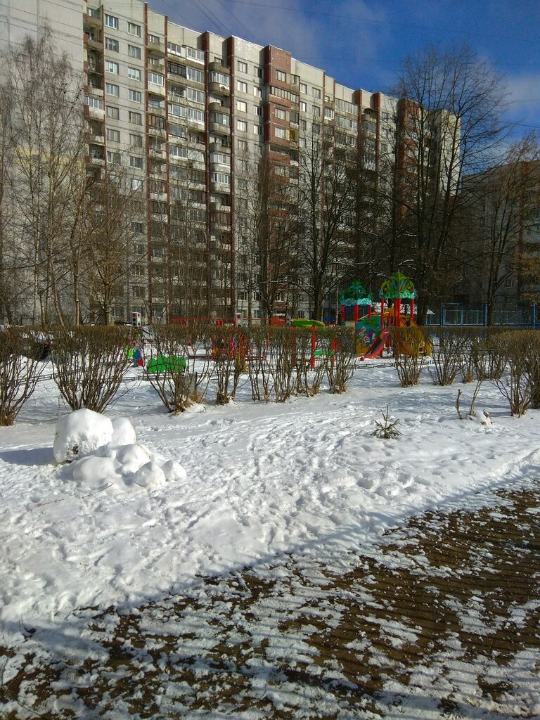 Oyun alanı Playground, Saint‑Petersburg, foto