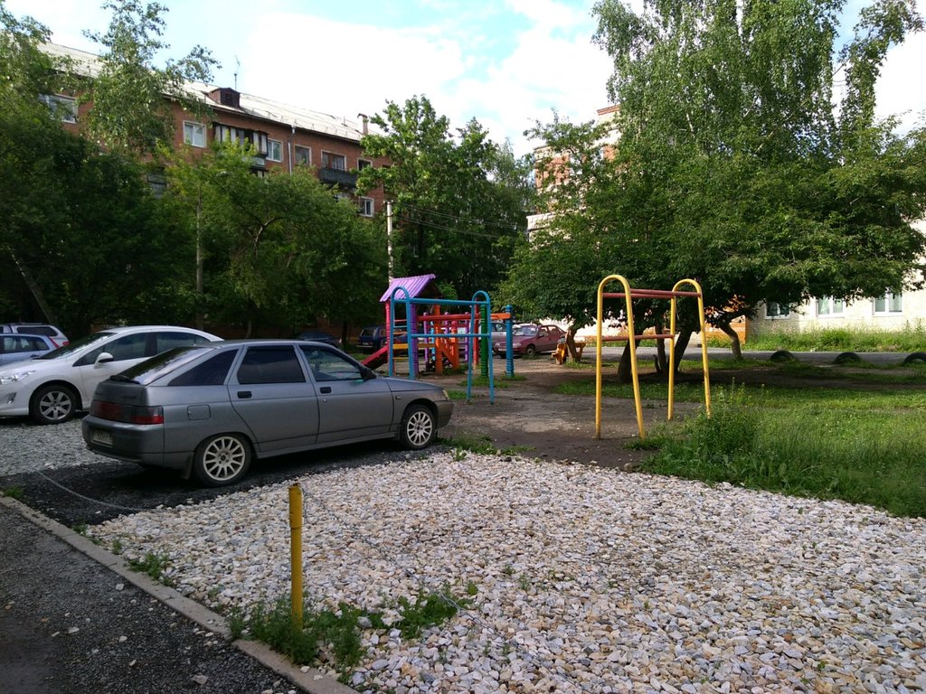 Oyun alanı Playground, Yekaterinburg, foto