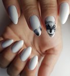 Nail studio Daryi Ritcher (Khanty-Mansiyskaya ulitsa No:24), manikür-pedikür  Nijnevartovsk'tan