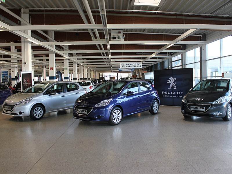Otomobil satış galerileri Autohaus Heinrich Rosier GmbH Arnsberg, Kuzey Ren‑Vestfalya, foto