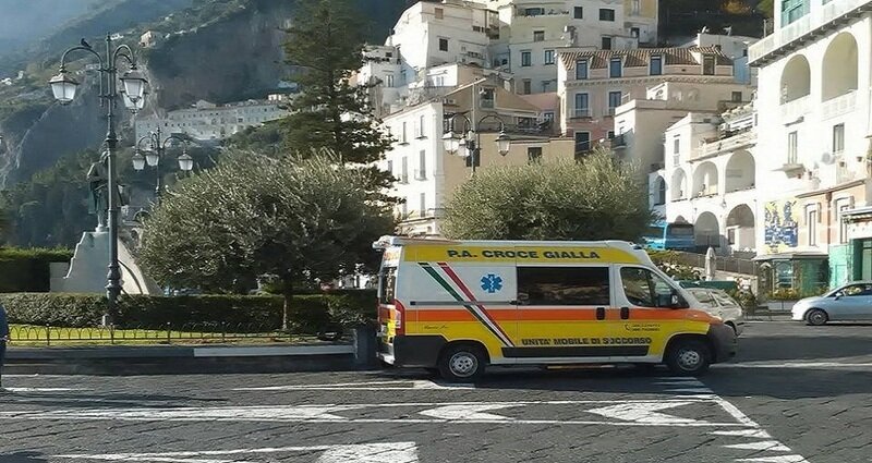 Aile sağlığı merkezi Croce Gialla -Ambulanza Privata, Campania, foto