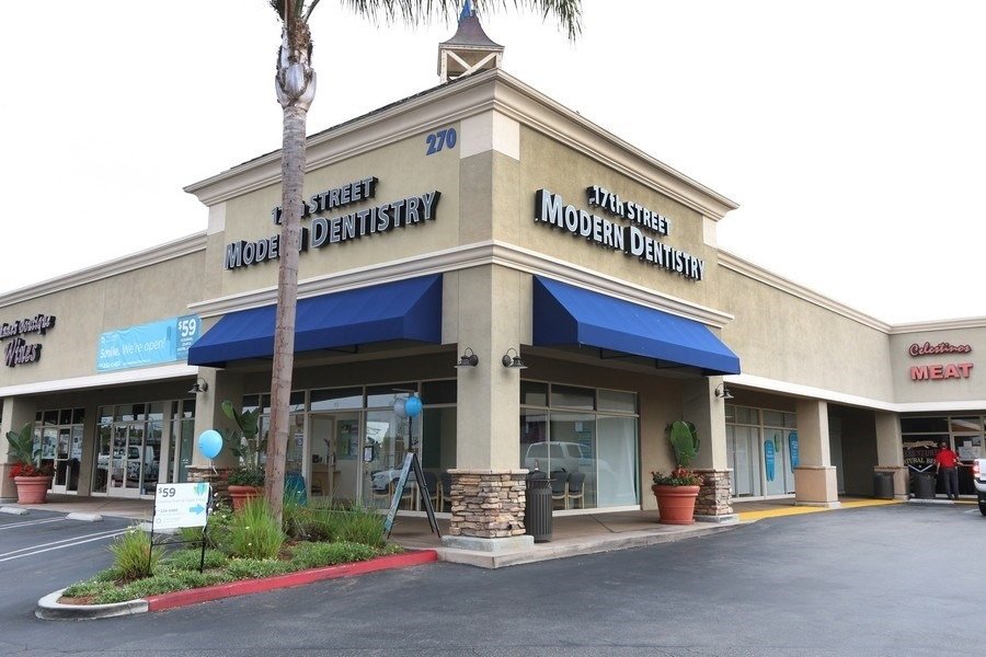 Özel ağız ve diş sağlığı klinikleri ve muayenehaneleri 17th Street Modern Dentistry, Costa Mesa, foto