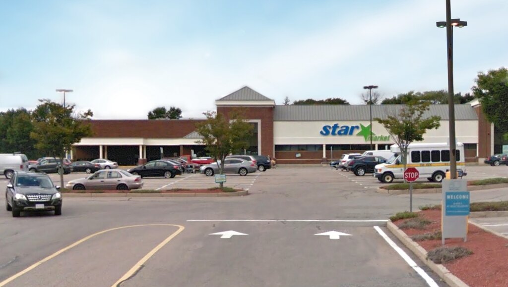 Alışveriş merkezleri Star's at West Roxbury, Boston, foto