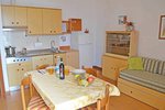 Residence Italia (Campania, Province of Naples, Corso Italia), emlak ofisi