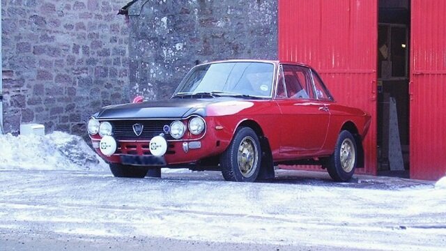 Otomobil servisi Gordon Needs Bodyshop, İskoçya, foto