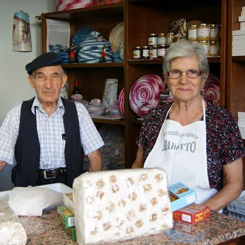 Kuruyemiş, atıştırmalık, kuru meyve Torronificio Marotto, Sardunya, foto