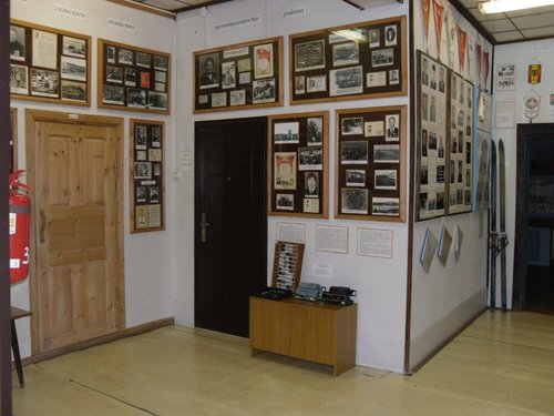 Müzeler ve sanat galerileri Shirinsky krayevedchesky muzey imeni D. S. Laletina, Hakasya, foto