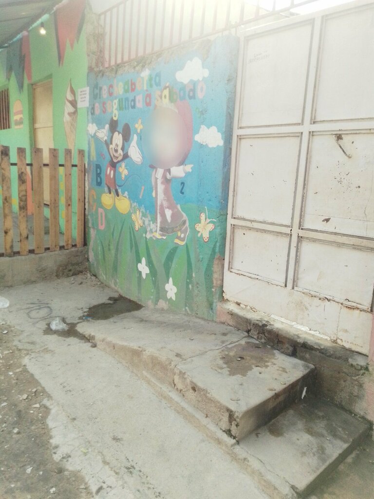 Anaokulları Creche, Loanda, foto