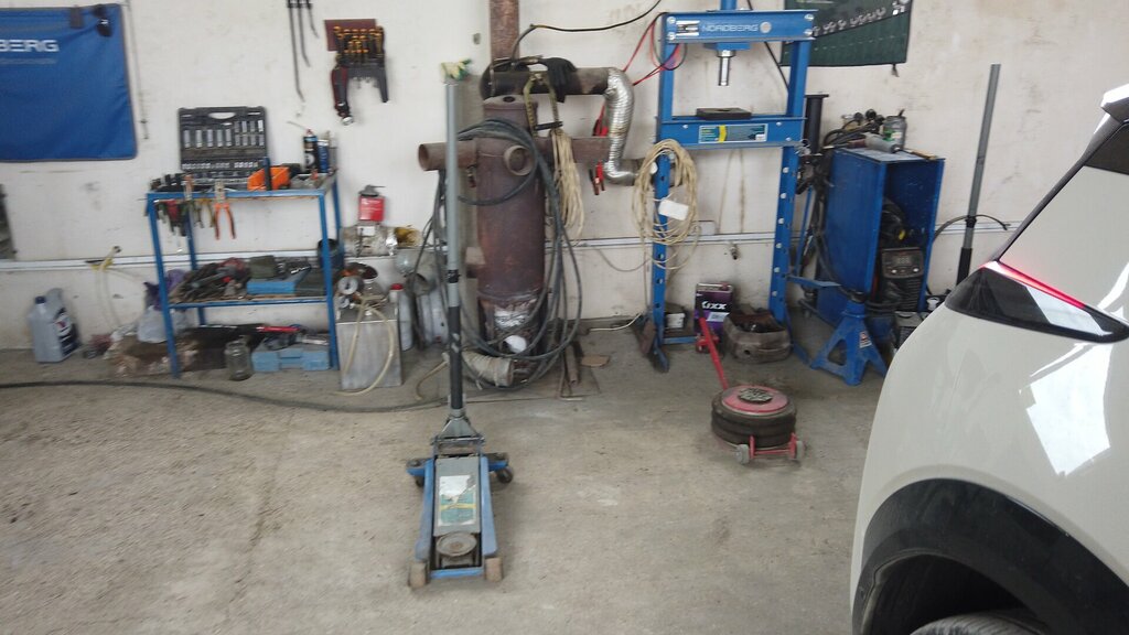 Otomobil servisi Шиномонтаж, Kırım Cumhuriyeti, foto