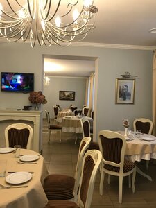Шаляпин-Плёс (Sovetskaya ulitsa No:25А), restoran  Plios'tan