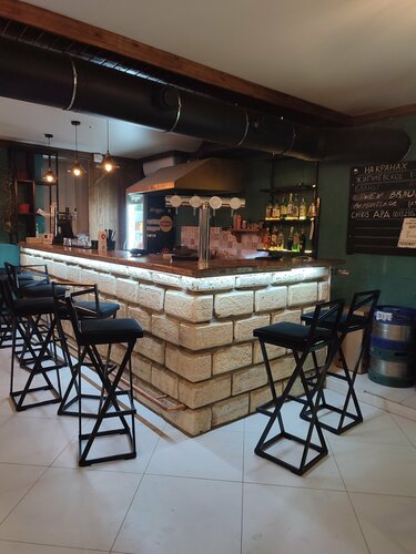 Bar Kirpichnyi zavod, Derbent, foto