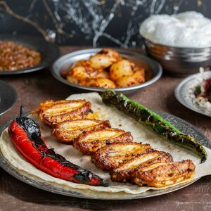 Ciğerci Yusuf Çal (Bursa, Nilüfer, Konak Mah., Bedel Sok., 11B), restoran  Bursa'dan