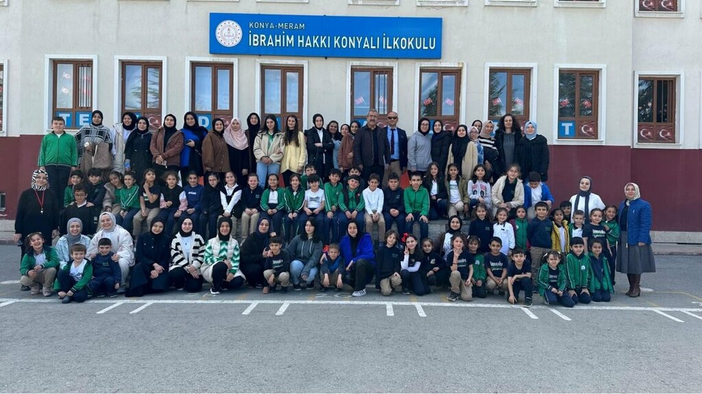 Lise İbrahim Ethem Kız Anadolu İmam Hatip Lisesi, Konya, foto