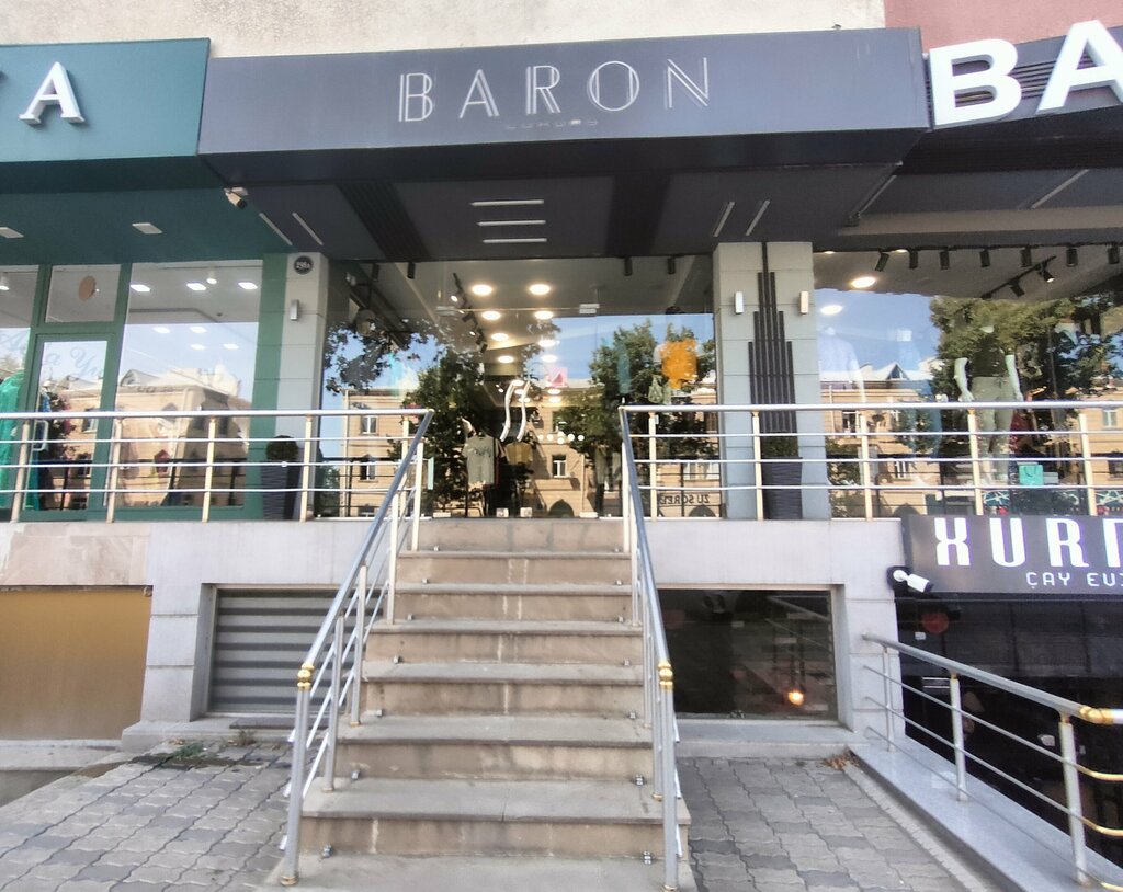 Giyim mağazası Baron, Gence, foto