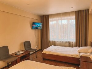 Airport Krasnoyarsk (Krasnoyarsk Territory, Yemelyanovskiy rayon, Krasnoyarsk Dmitry Hvorostovsky International Airport, 5), otel  Krasnoyarski krayından
