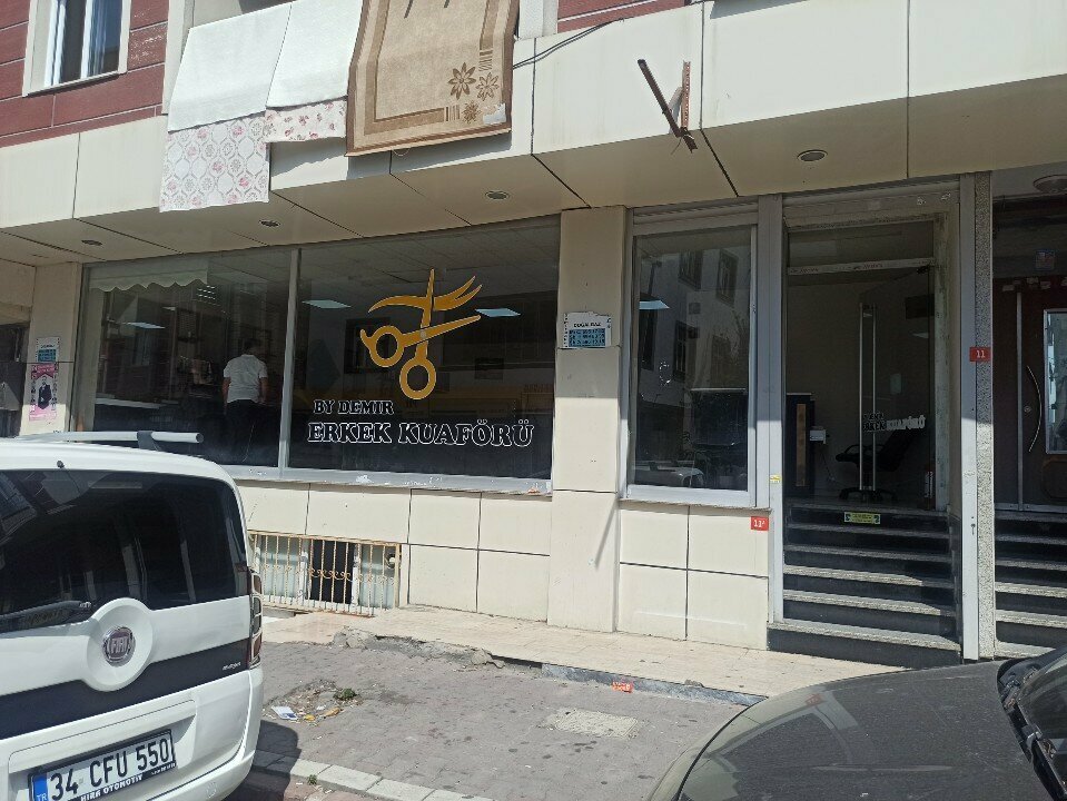 Kuaförler By Demir Erkek Kuaför, İstanbul, foto