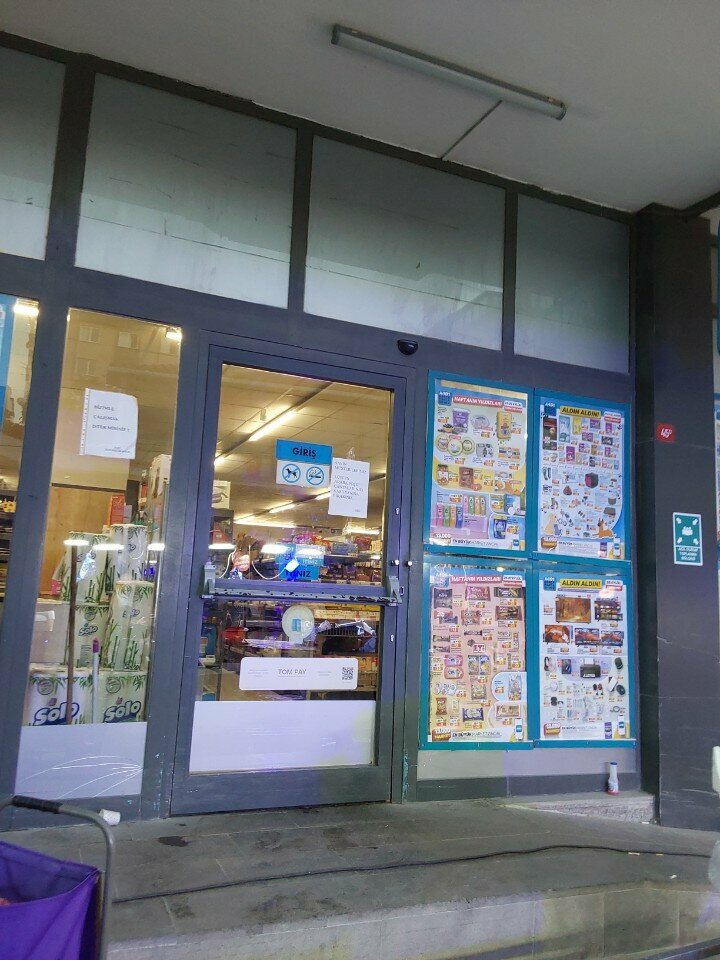 Süpermarket A 101, İstanbul, foto