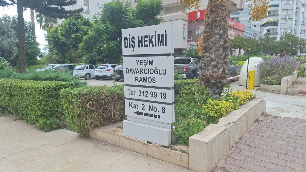Özel ağız ve diş sağlığı klinikleri ve muayenehaneleri Dr. Yeşim Davarcıoğlu Ramos, Antalya, foto