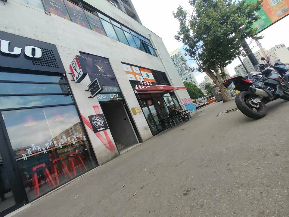 Fast food 4 Brothers, Tiflis, foto