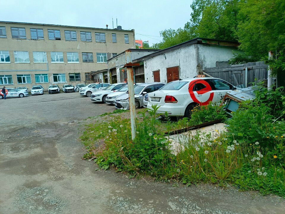 Oto kiralama Extrime, Petropavlovsk, foto