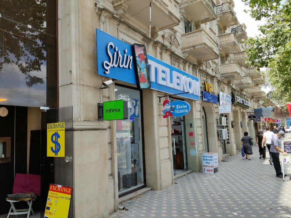 Cep telefonu aksesuarları Şirin Telekom, Gence, foto